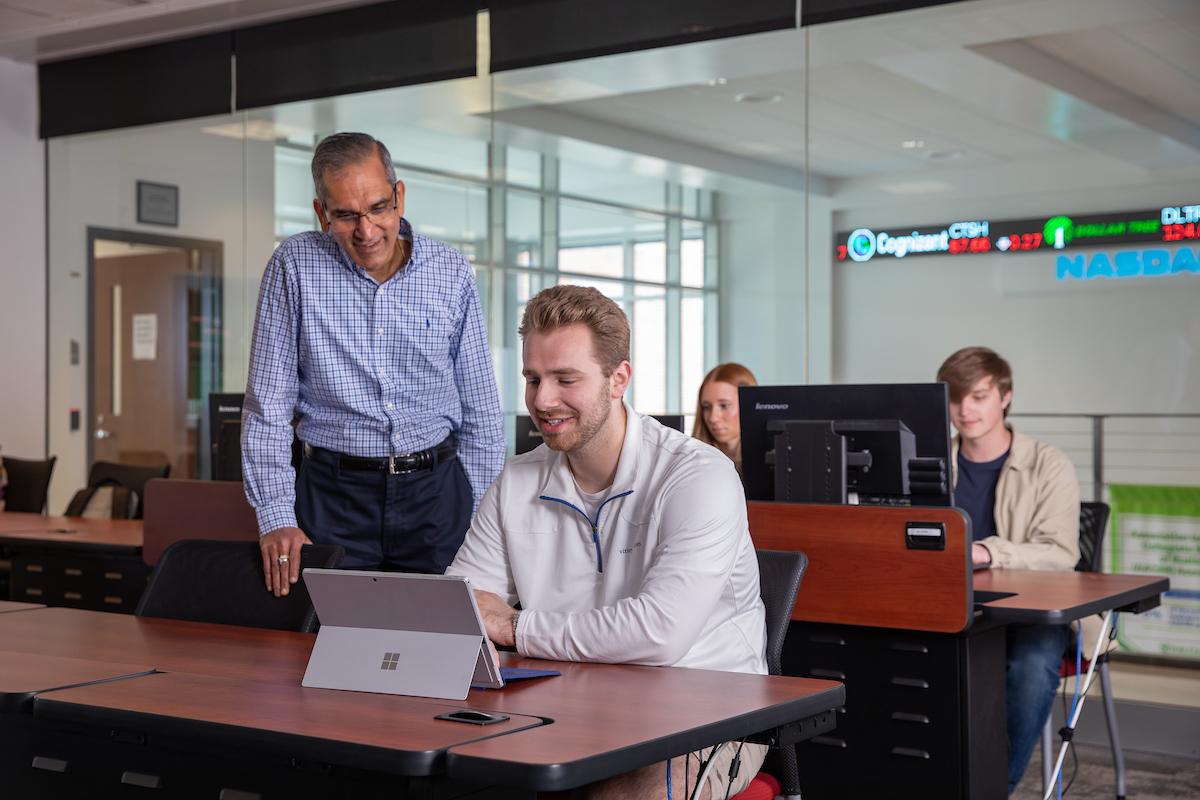 Business Administration Associate Degree | York College of Pennsylvania