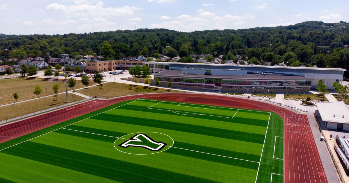 Andrew Mott Named the MAC Field Athlete of the Week