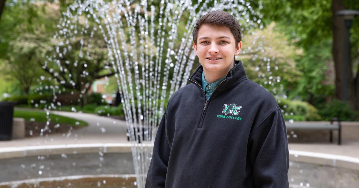 Getting to Know Yo(u)rk: What are the benefits of living on campus?