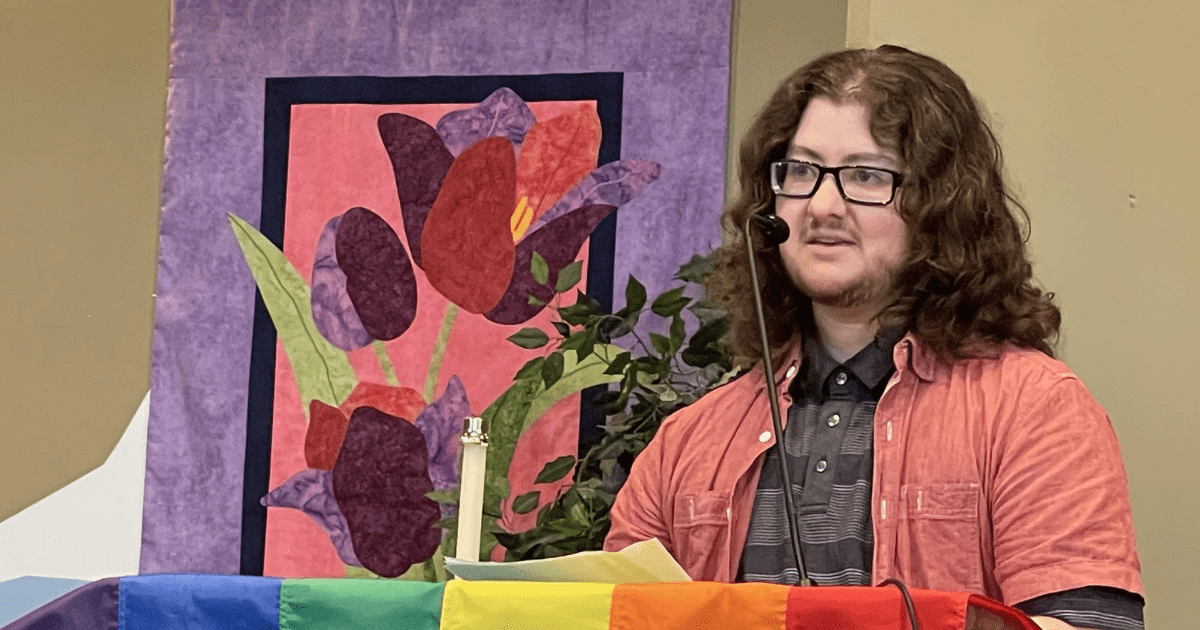 Kane Howard ‘25 Travels Cross-Country to Do a Reading of His Published ...